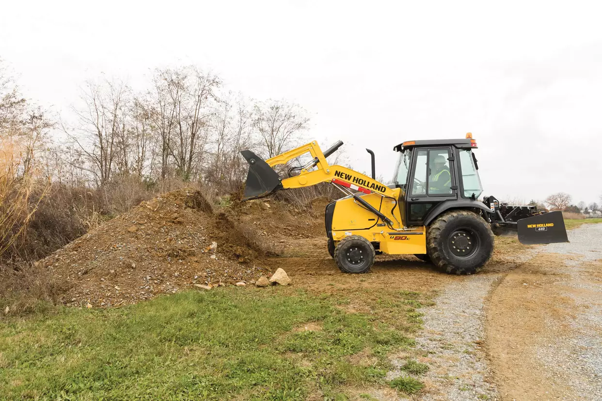 Tractor Loaders | New Holland