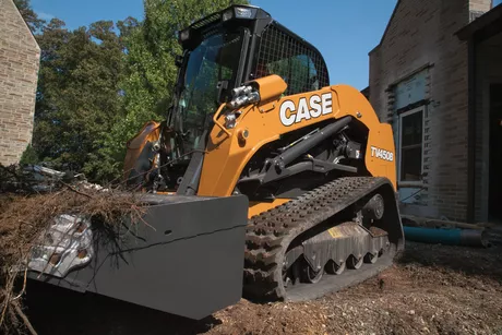 B-Series Compact Track Loaders | Skid Steers & Track Loaders | Case IH