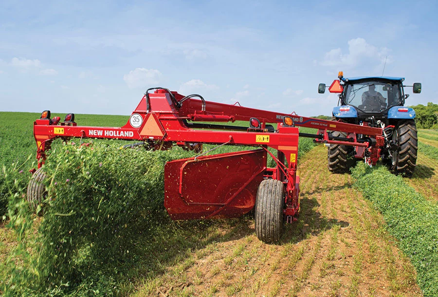 New Holland Hay ＆ Forage Discbine® PLUS Center-Pivot Disc Mower ...