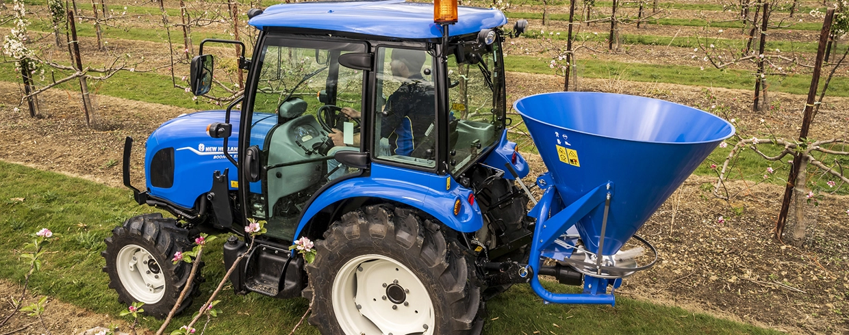 Boomer 25-55: Kompakt und Vielseitig Traktoren | New Holland DE