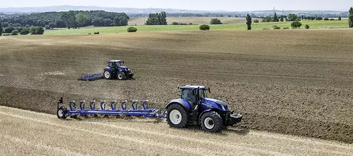 New Holland Semi-Mounted Reversible Plough | Durable Ploughing ...