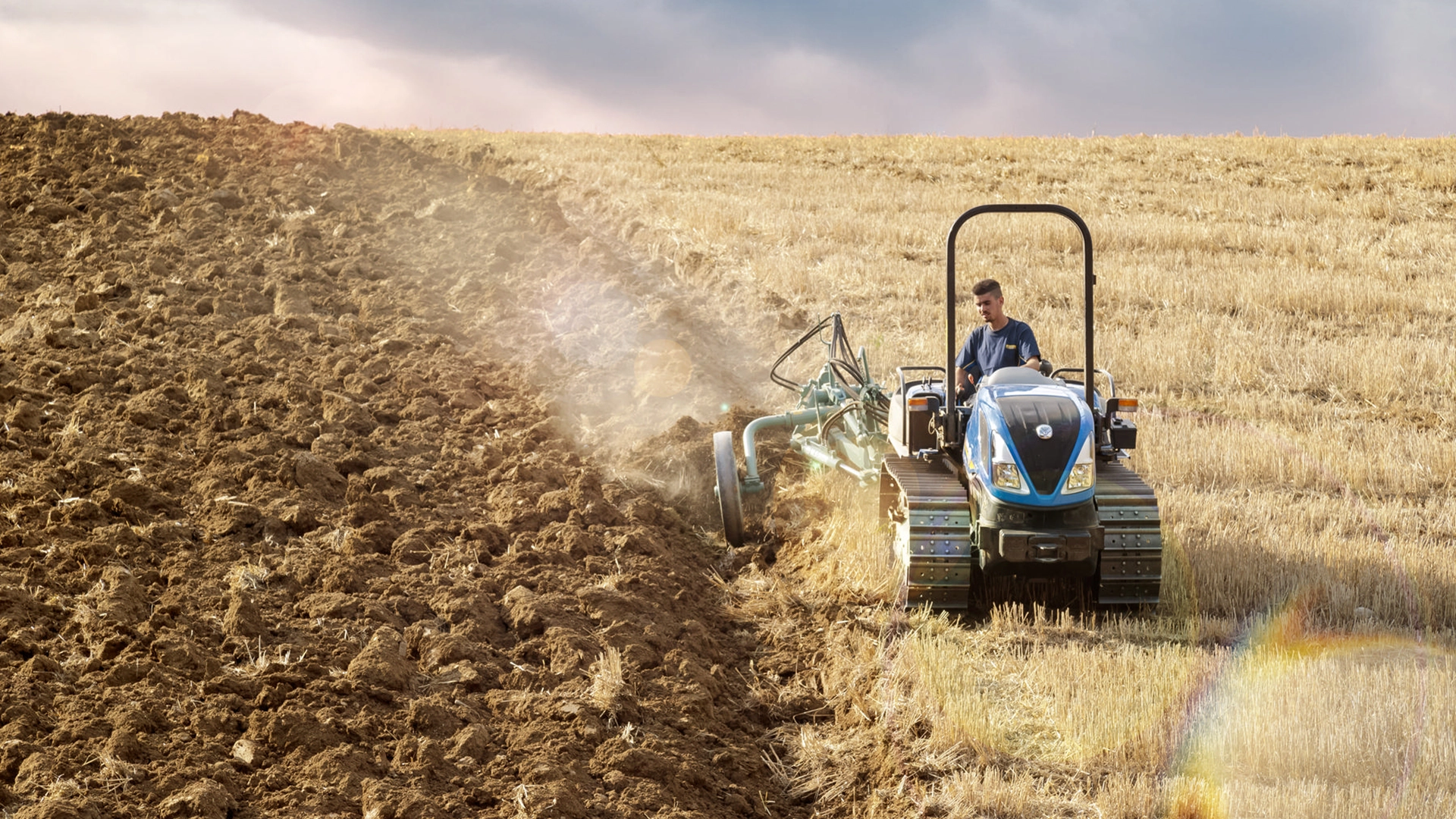 Tracked Tractor (Crawler Tractor) TK4 | New Holland NZ