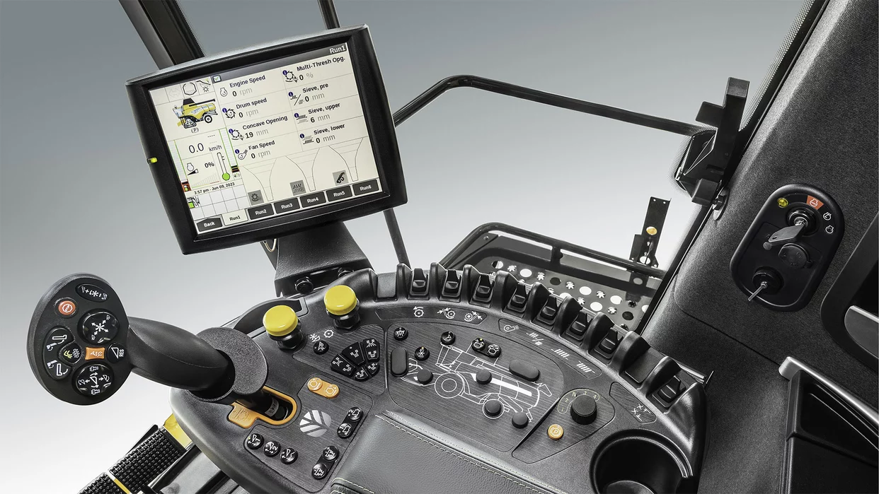 Unmatched Productivity With Our CX Combines | New Holland