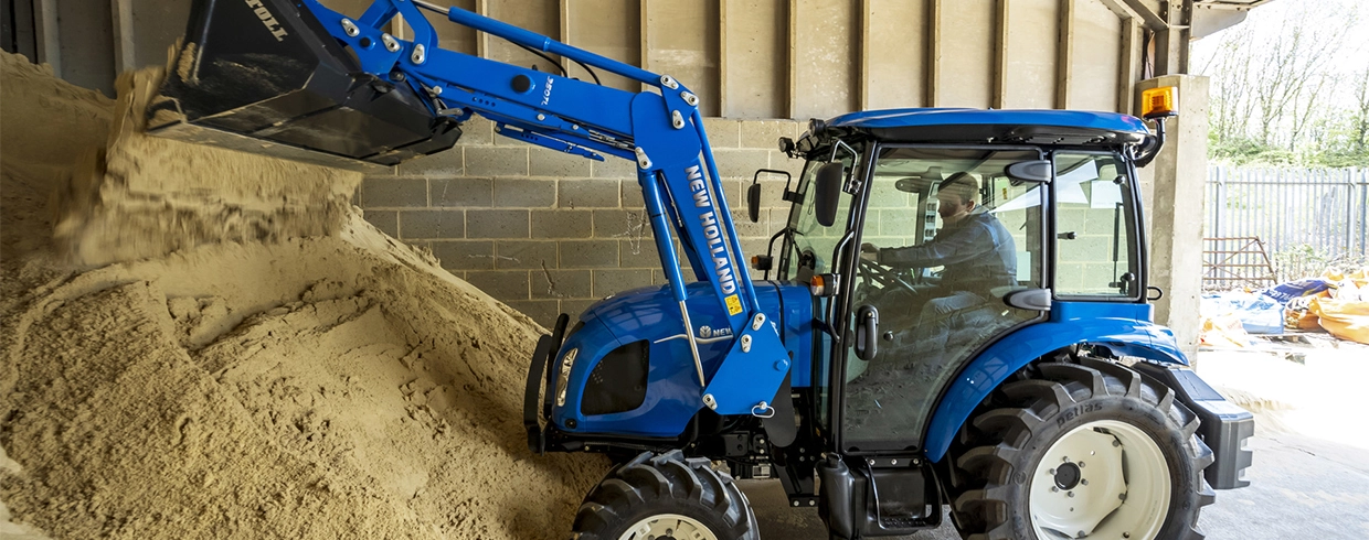 Boomer | Compact Tractors | 25Hp - 55Hp | New Holland UK
