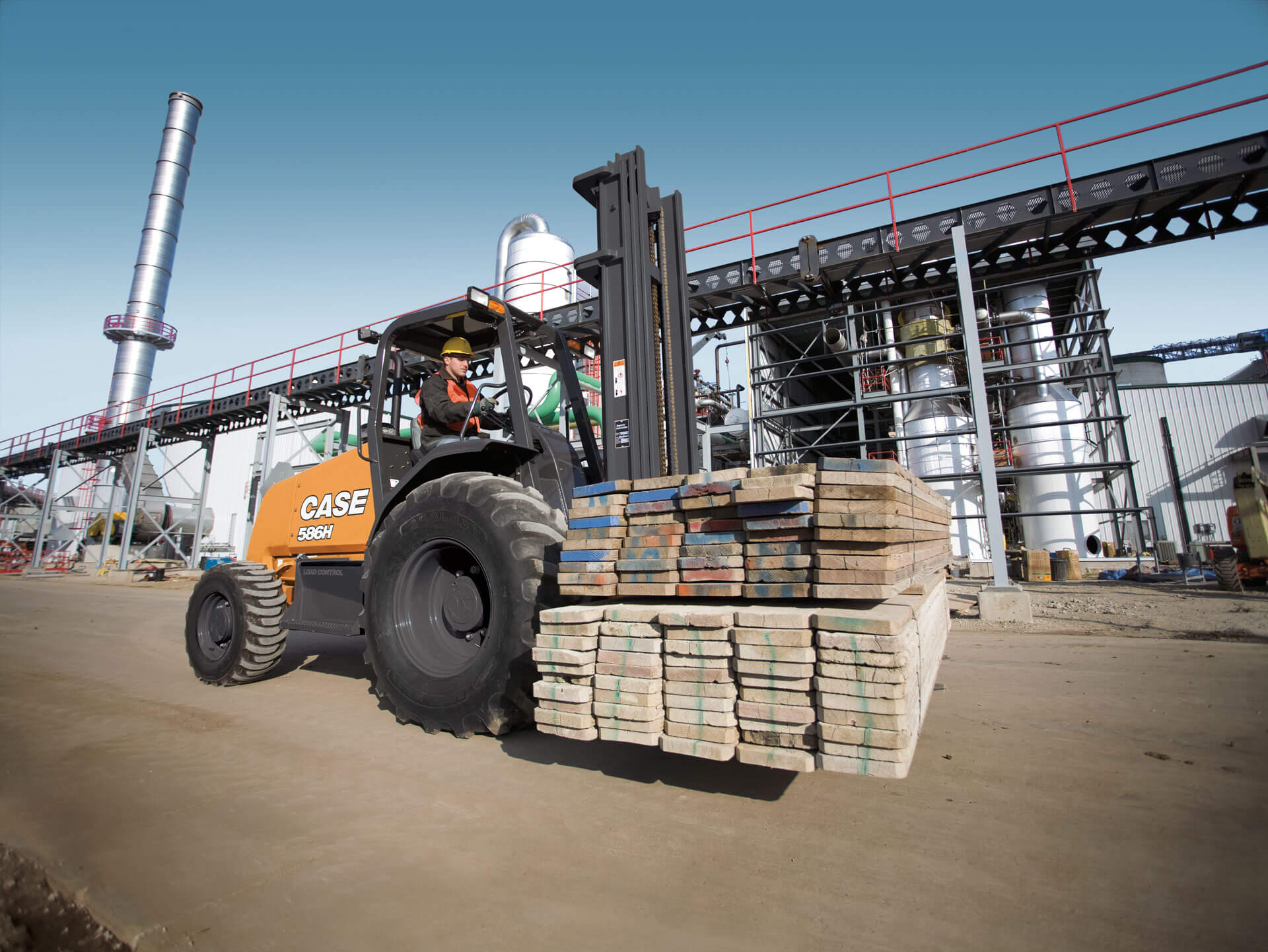 CASE Rough Terrain Forklifts | CASE Construction Equipment