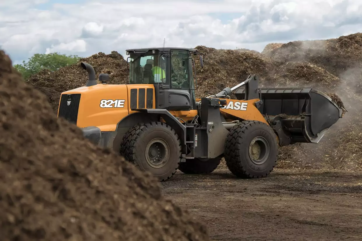 CASE 821E | Cargadoras de Ruedas | Productos | CASE Equipo de construccion