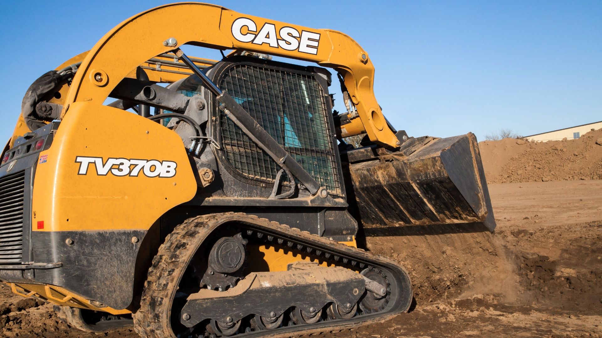 CASE Compact Track Loaders | CASE Construction Equipment