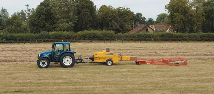 Tractor Baler: Rectangular Baler BC5000 | New Holland UK