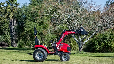 Farmall B Series Compact Tractors | Case IH | Case IH