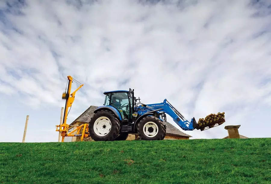 New Holland Tractors T5 UTILITY - STAGE V Overview | New Holland | New ...