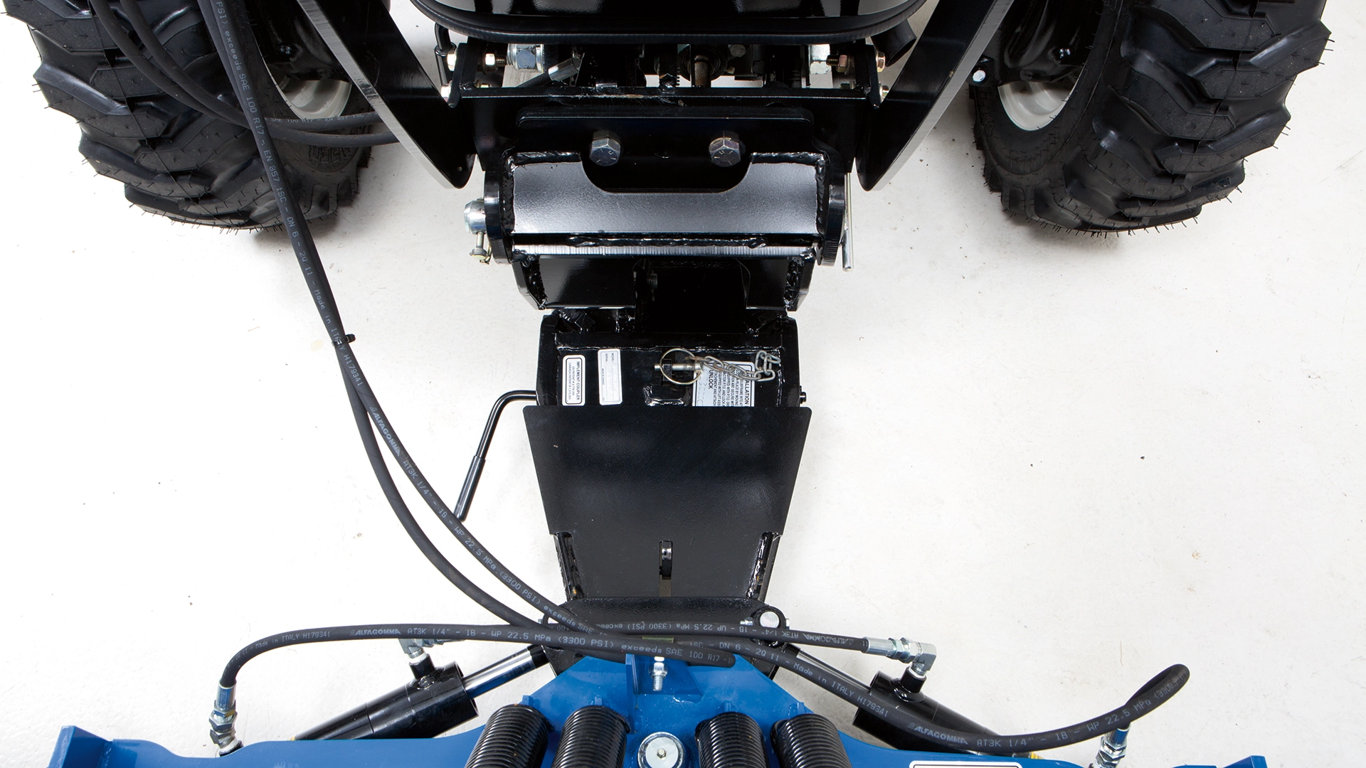 Front Blades for Tractors | New Holland