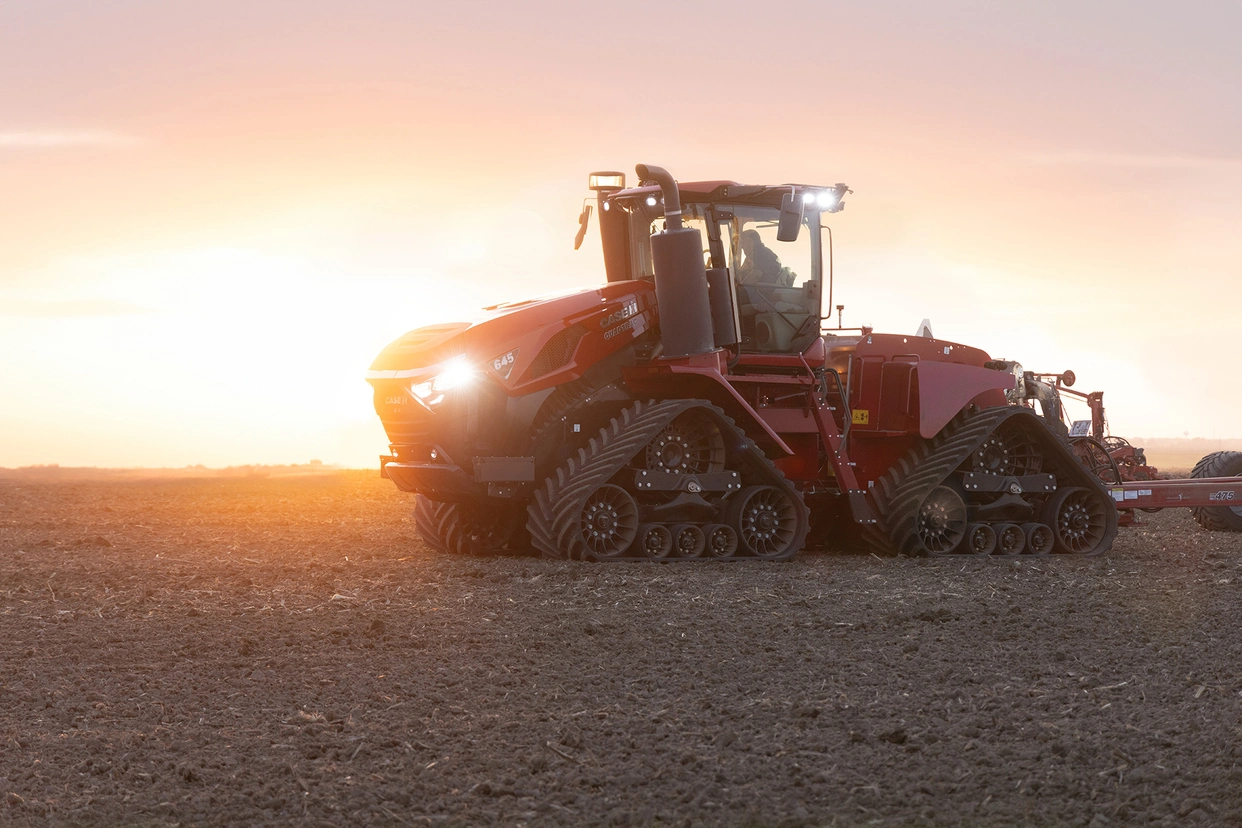 AFS Connect Steiger 645 High-Horsepower Tractor | Case IH