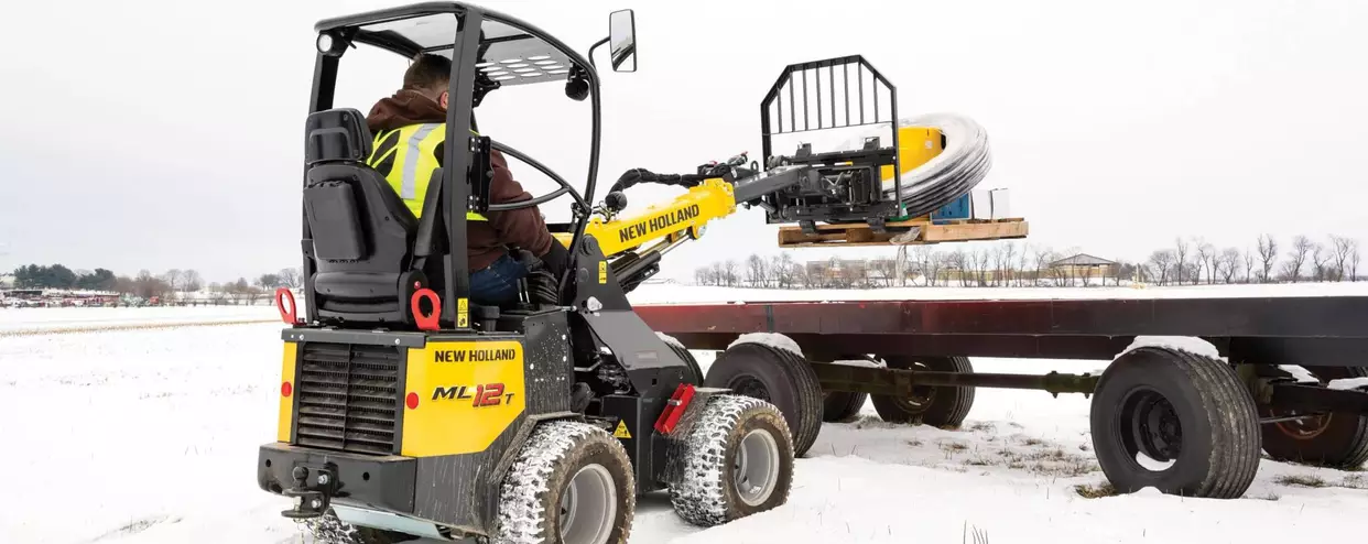 Small Articulated Loaders | New Holland