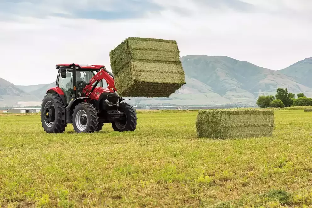 Maxxum 150 | 4 Wheel Drive Multipurpose Tractors | Case IH