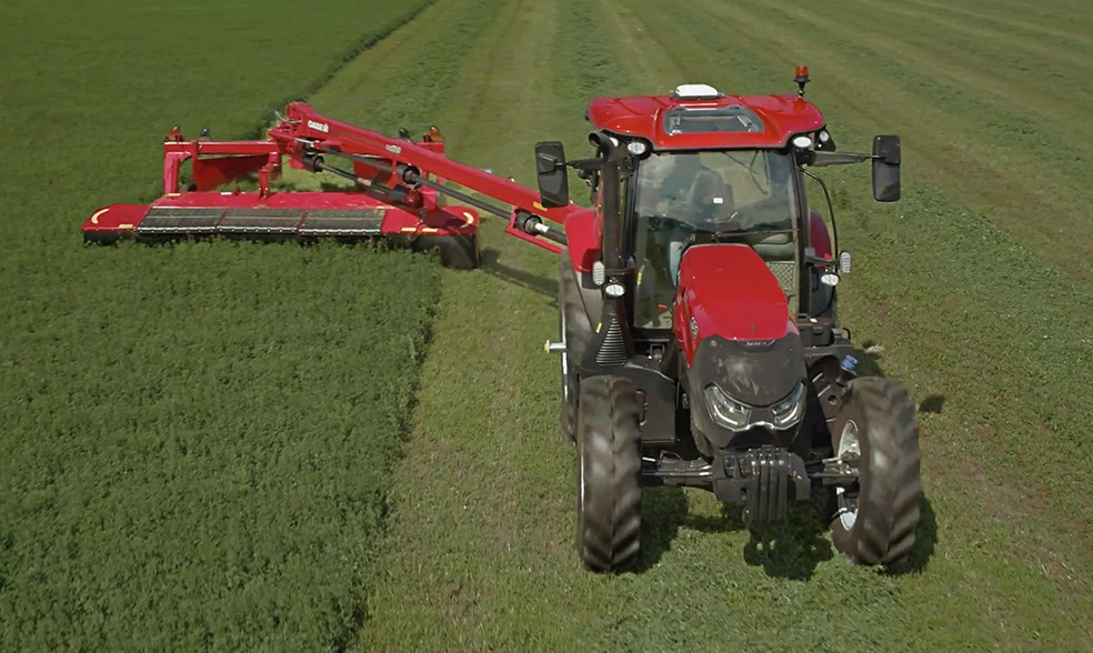 DC165 Rotary Disc Mower Conditioners | Hay Cutting Equipment | Case IH