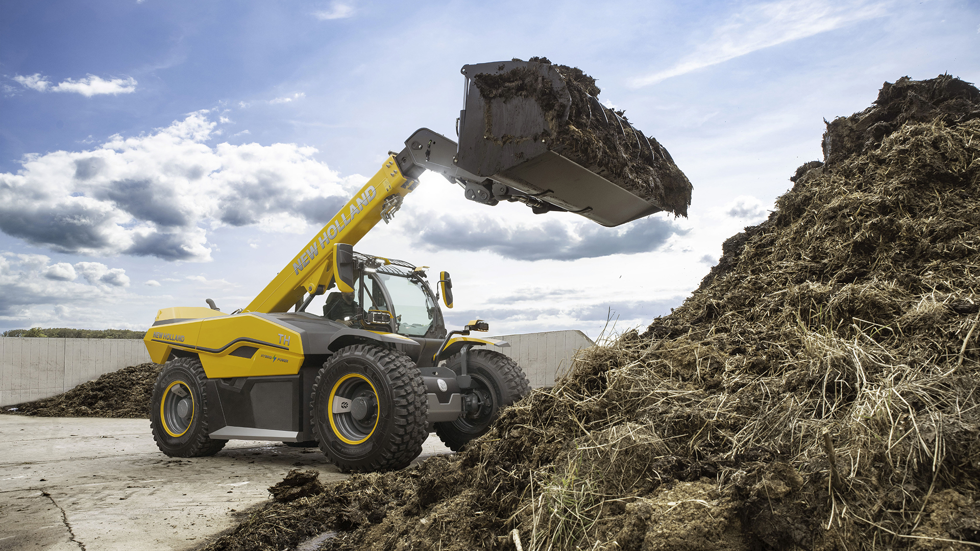 Hybrid Prototype Telehandler Offers Practical, Sustainable Power for ...