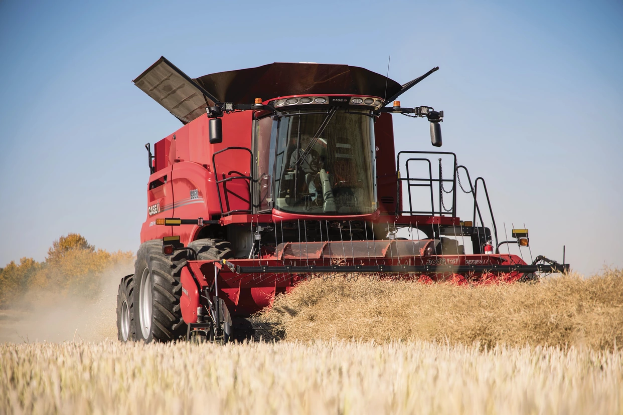 Combine Harvesters: Axial-Flow 260 Series | Case IH