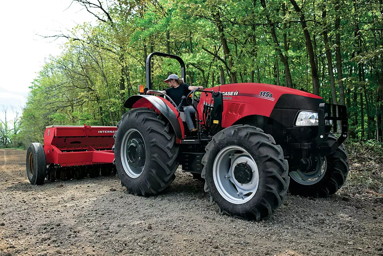 Medium Size Utility Tractors: Farmall A-Series | Case IH