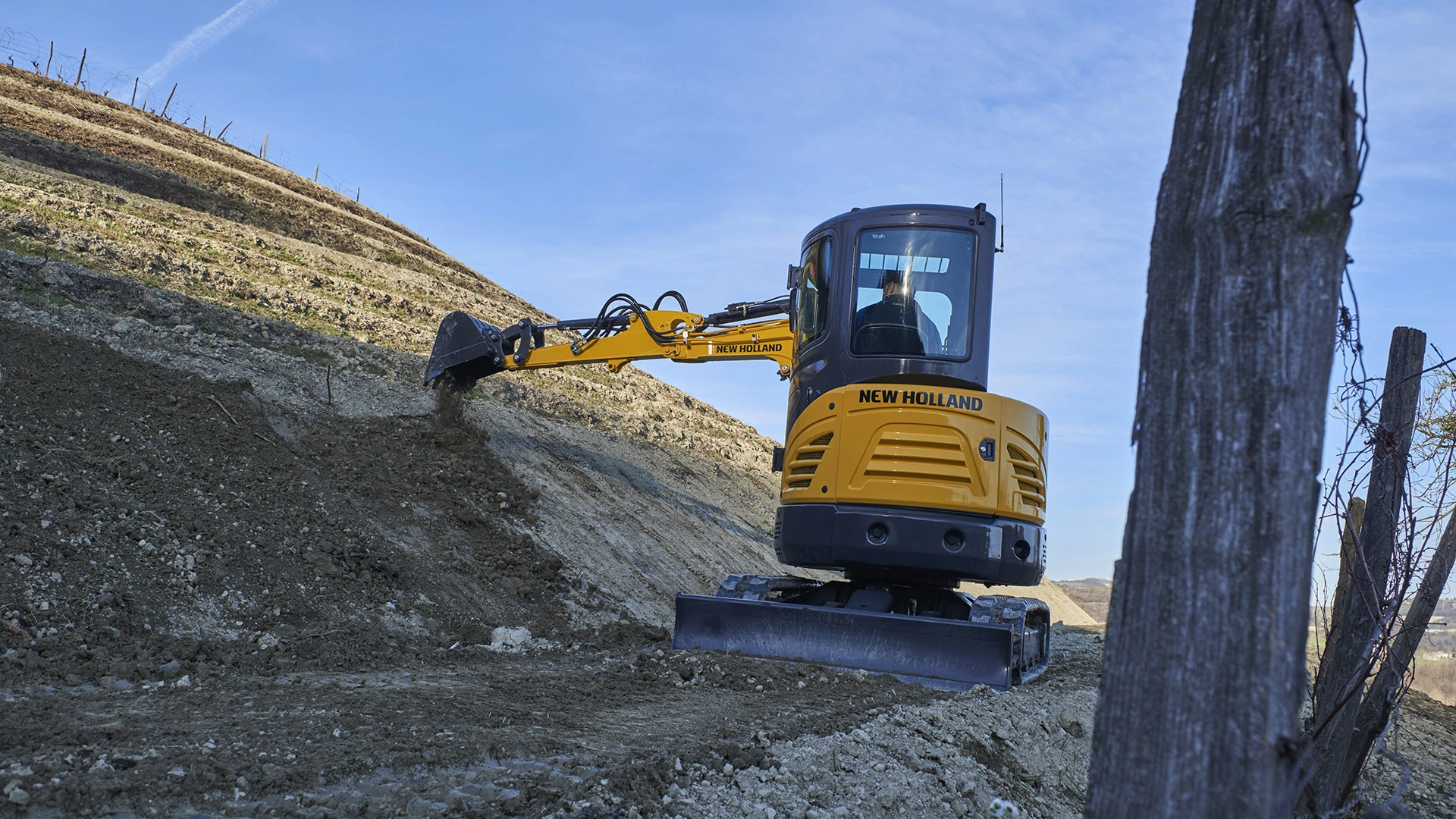 Mini-Excavators | Mini Diggers | New Holland ZA