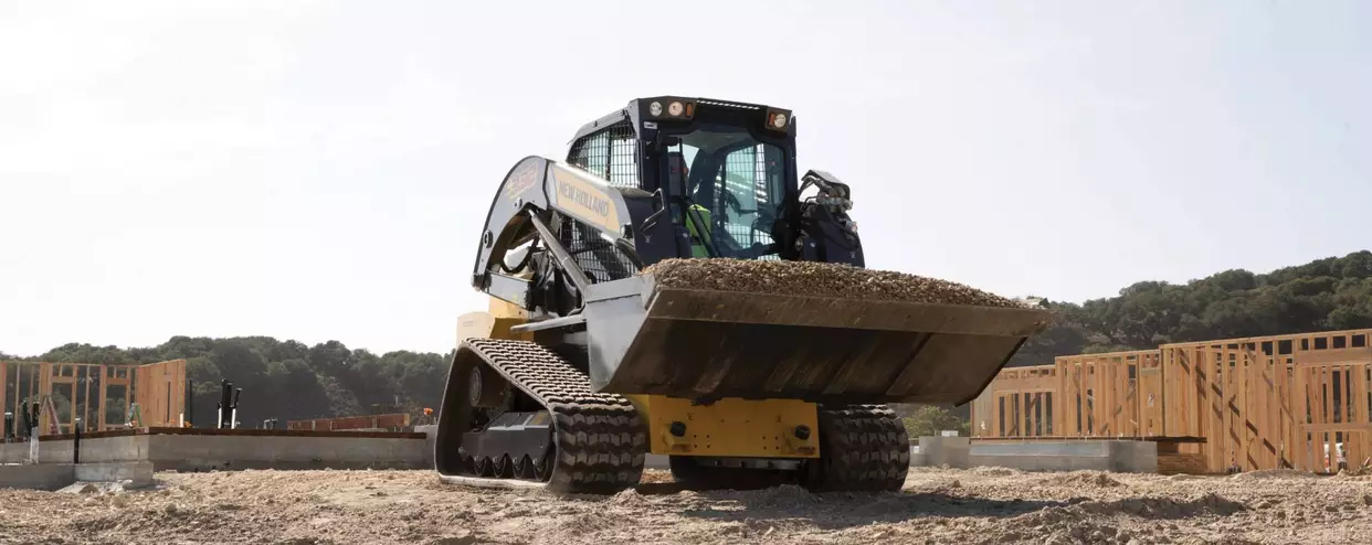 C332 Compact Track Loader | New Holland