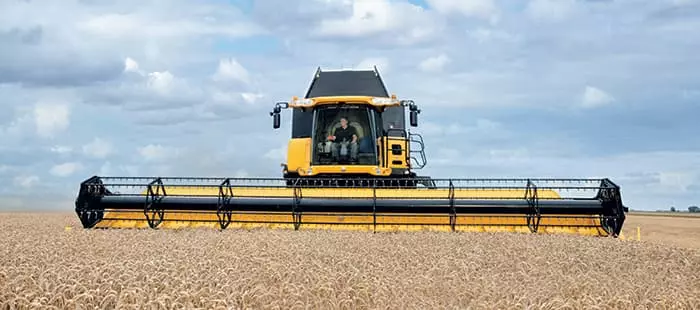 Combine Harvesters CR | New Holland ME