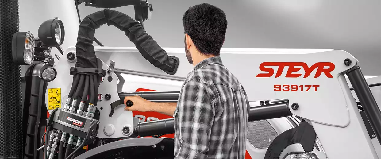 T Series | Front Loader | Agriculture | STEYR Traktoren | Steyr