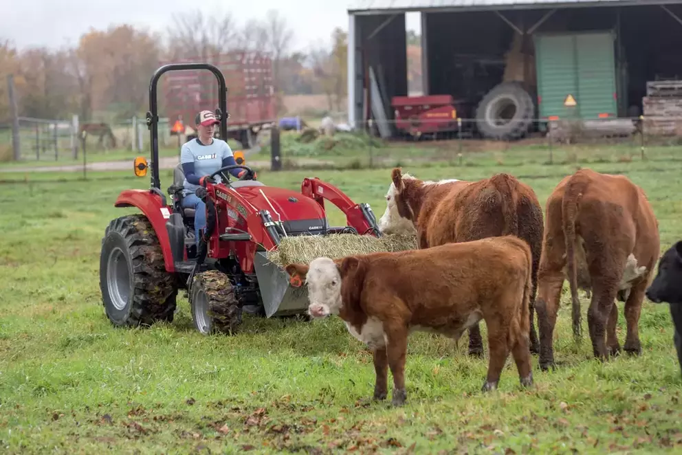 Compact Farmall 55C | Compact Tractors | Case IH