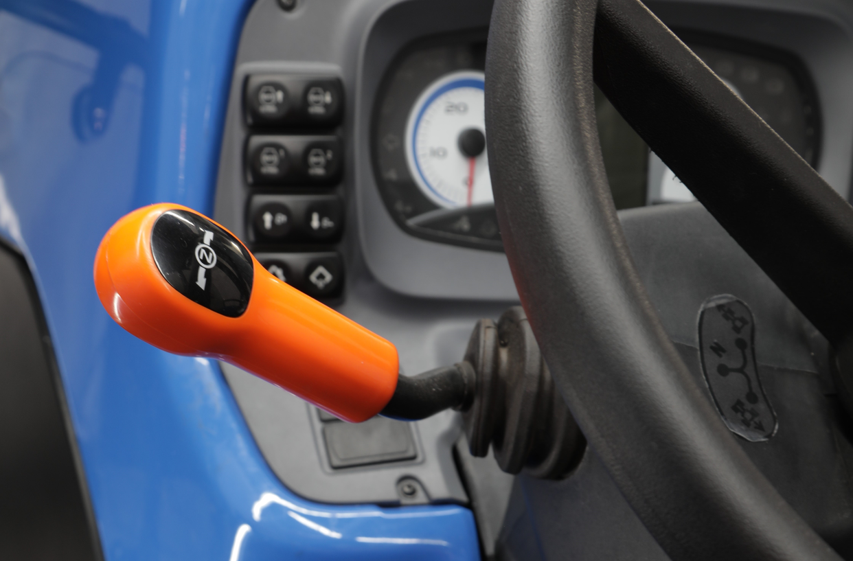 WORKMASTER™ 105 | New Holland