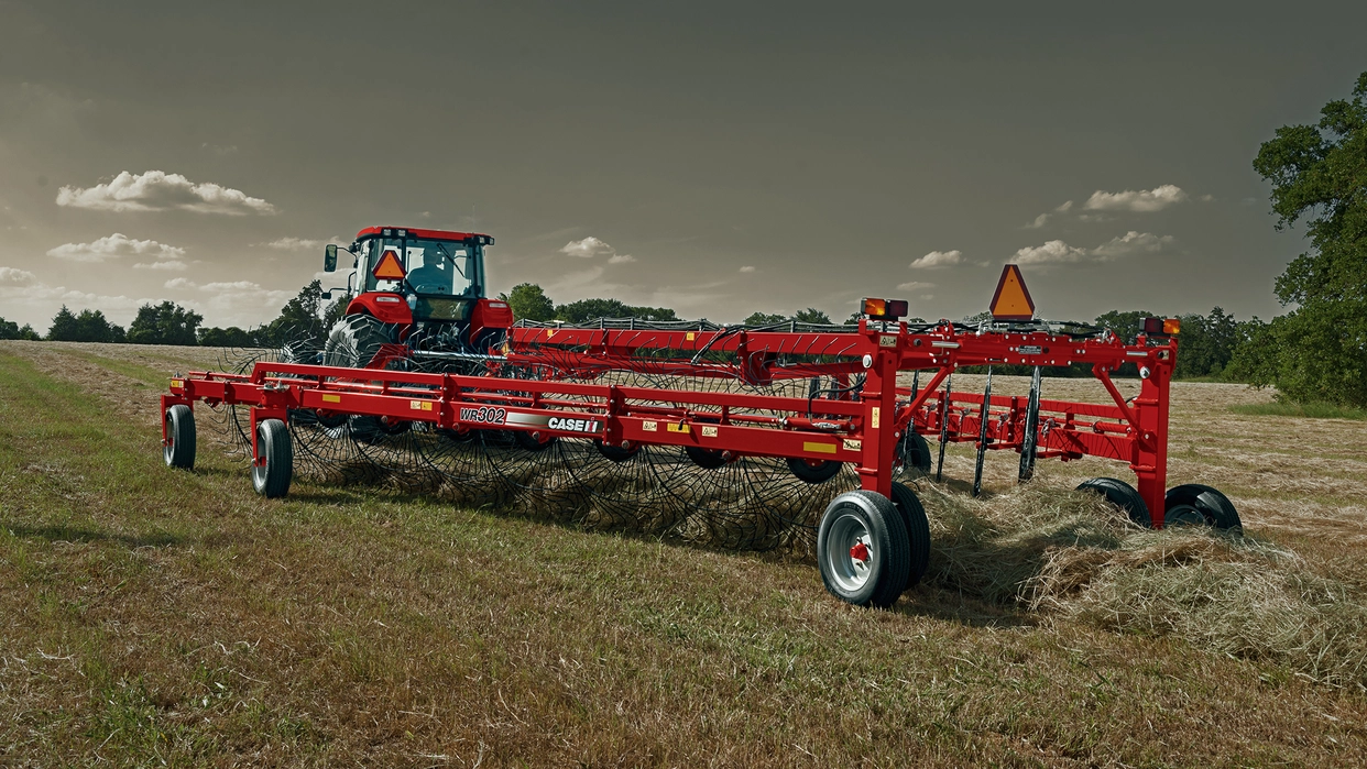 Wheel Rakes | Hay Rakes | Case IH
