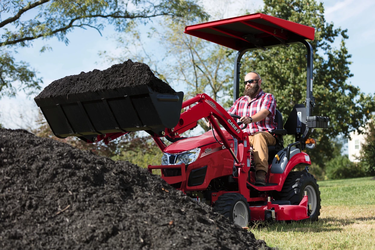 Subcompact Tractors Farmall | Case IH