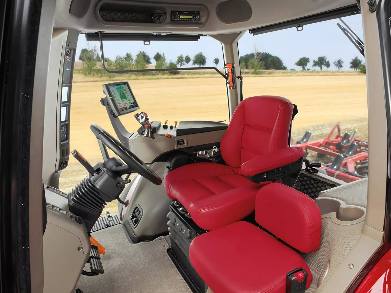 Magnum™ FieldOps™ Series | Tractor | Case IH