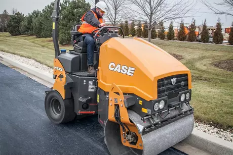 CASE Asphalt Compactors | Double Drum Rollers | CASE Construction Equipment