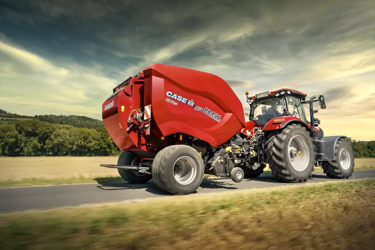 Round Balers | Variable Chamber | Case IH | Case IH