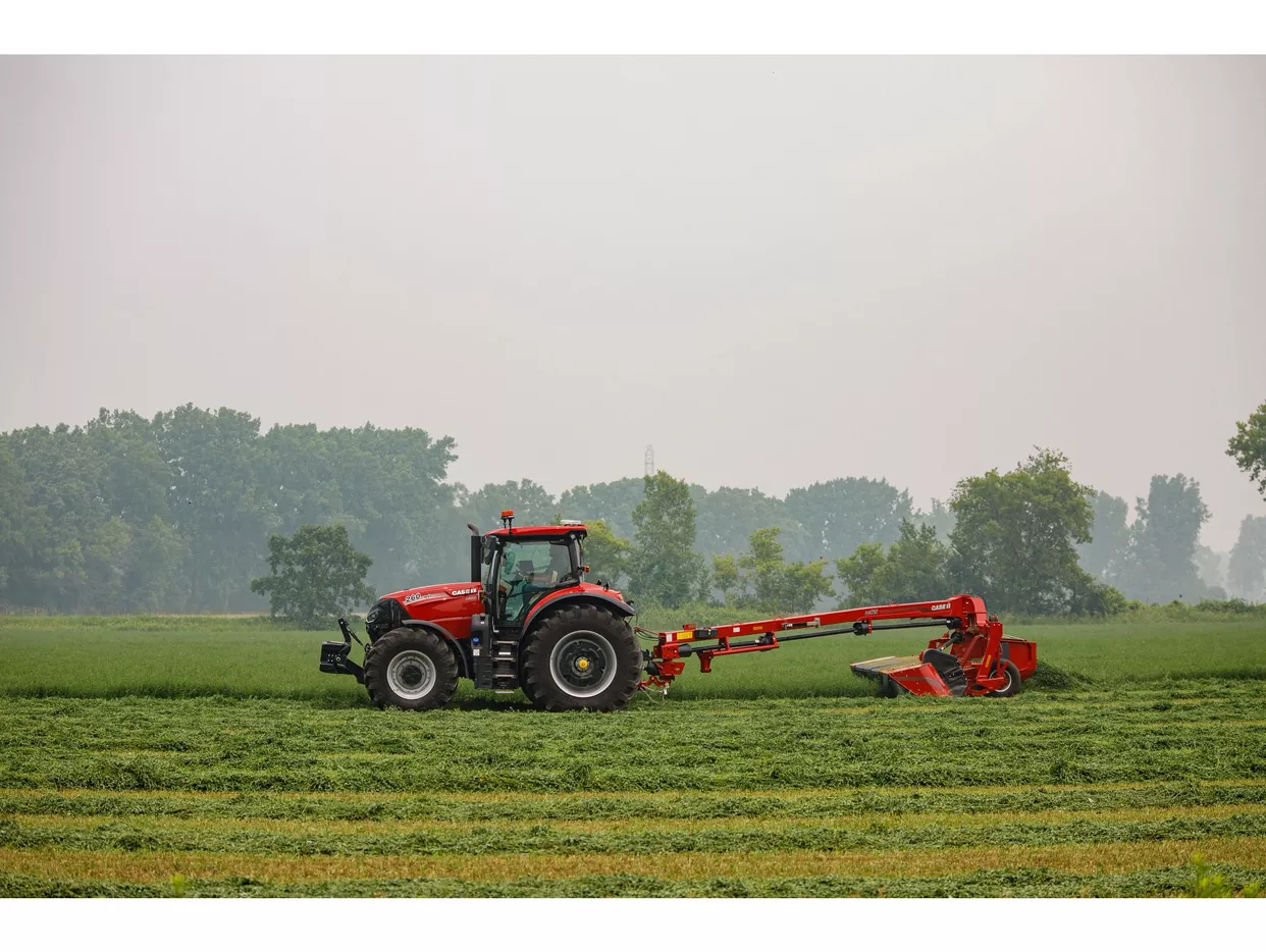 AFS Connect Puma Series Midsize 4WD Row Crop Tractors | Case IH