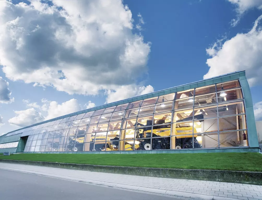 MacDon FD2 FlexDraper® Header | New Holland UK