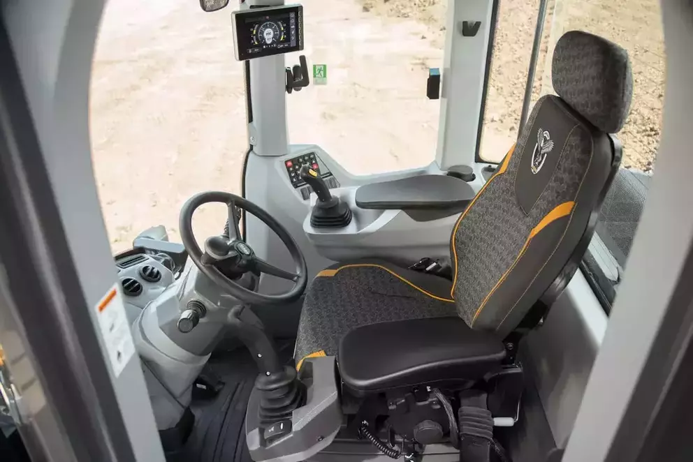 Front End Loader 621G | CASE AU