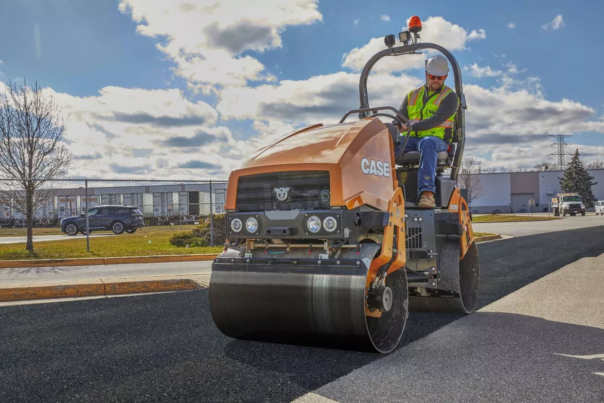 CASE DV26E EP Double Drum Vibratory Compactor | CASE Construction Equipment