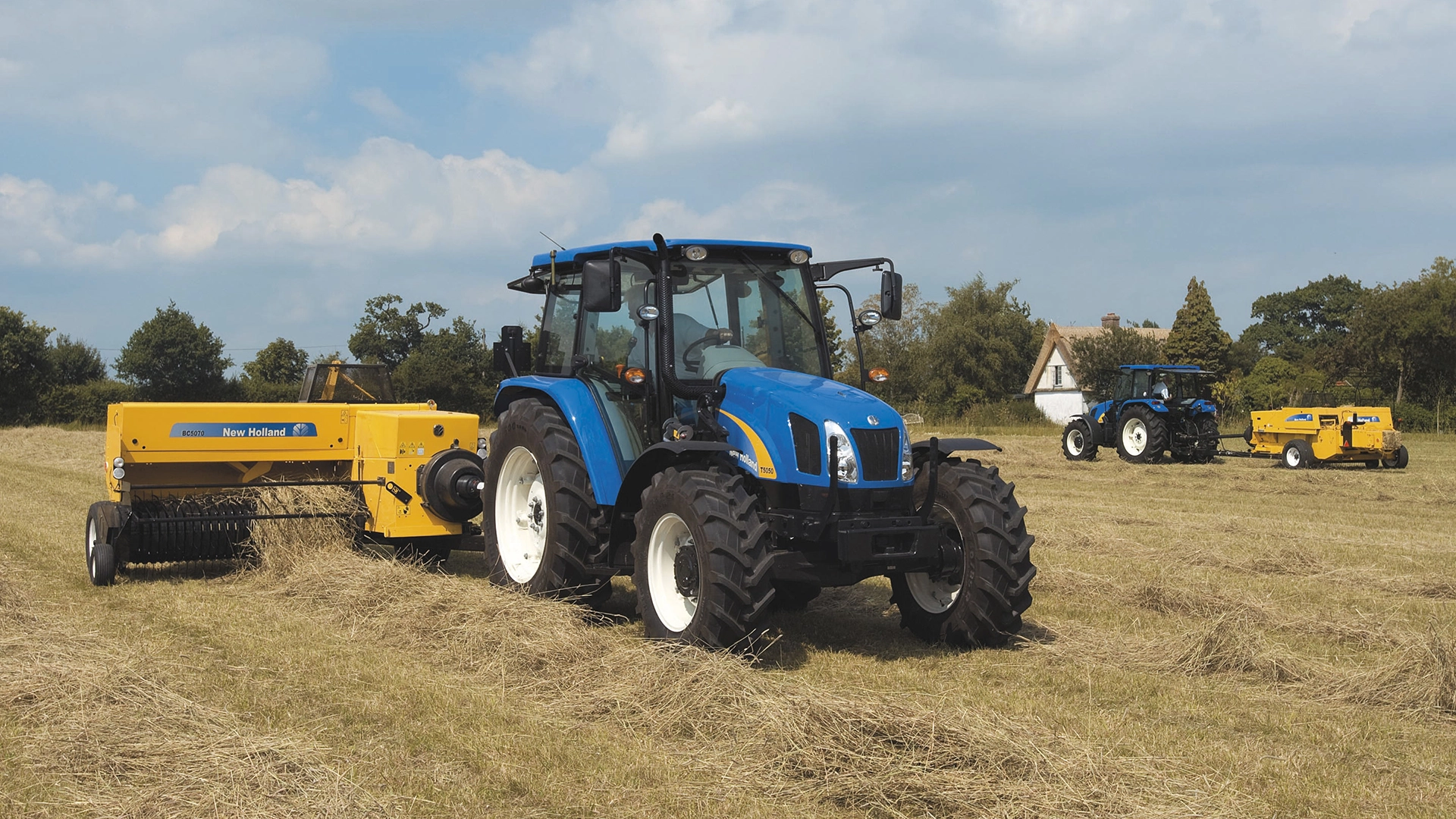 Tractor Baler: Rectangular Baler BC5000 | New Holland UK