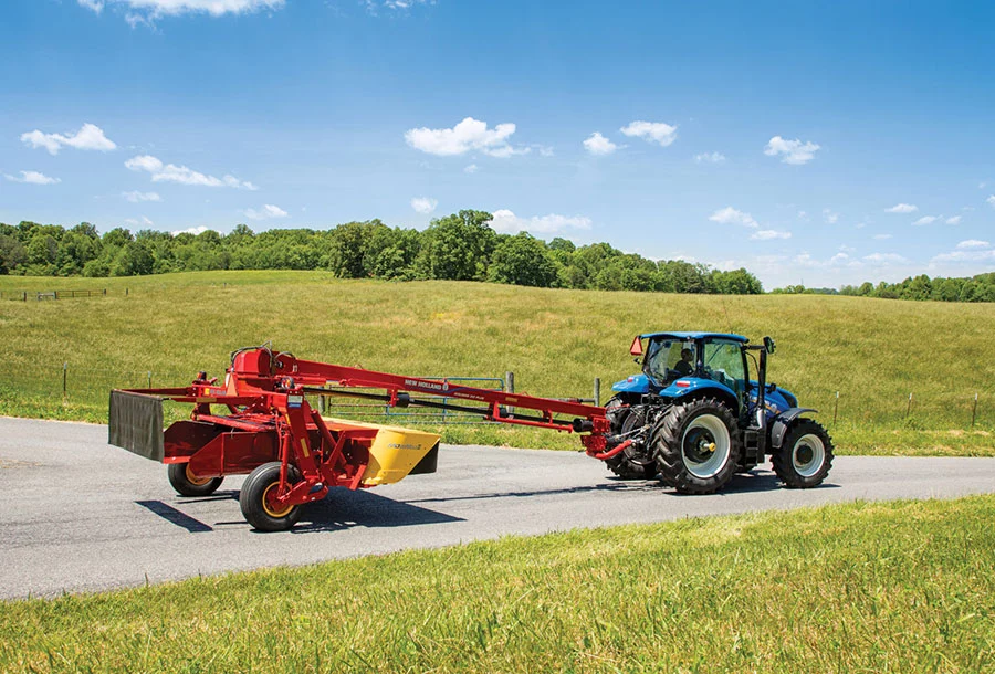 New Holland Hay ＆ Forage Discbine® PLUS Center-Pivot Disc Mower ...