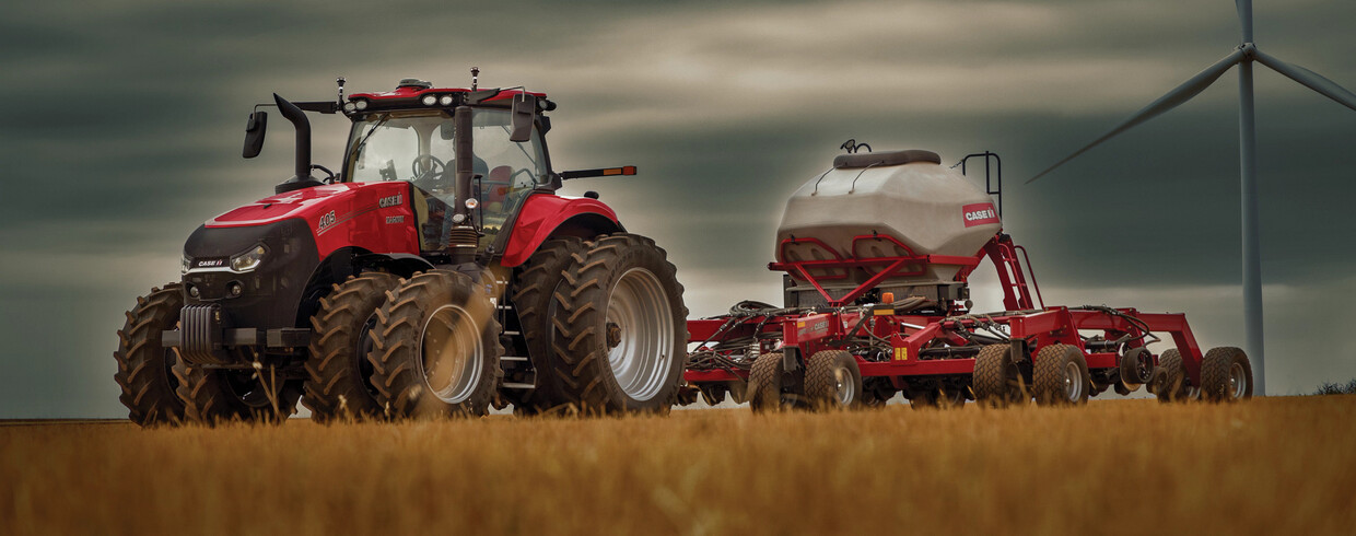 Magnum Row Crop Tractors: From 180 - 405 HP | Case IH