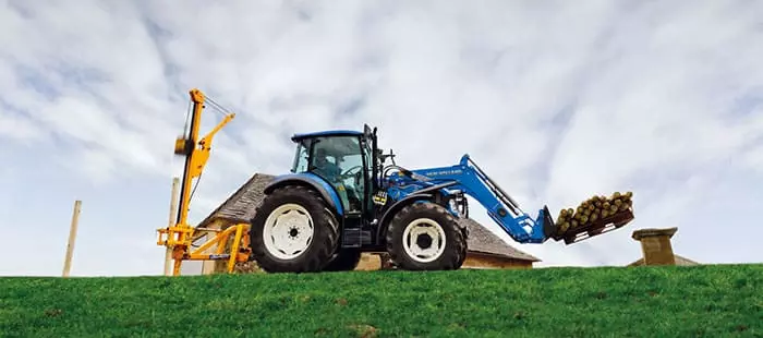 New Holland Tractors T5 UTILITY - STAGE V Overview | New Holland | New ...