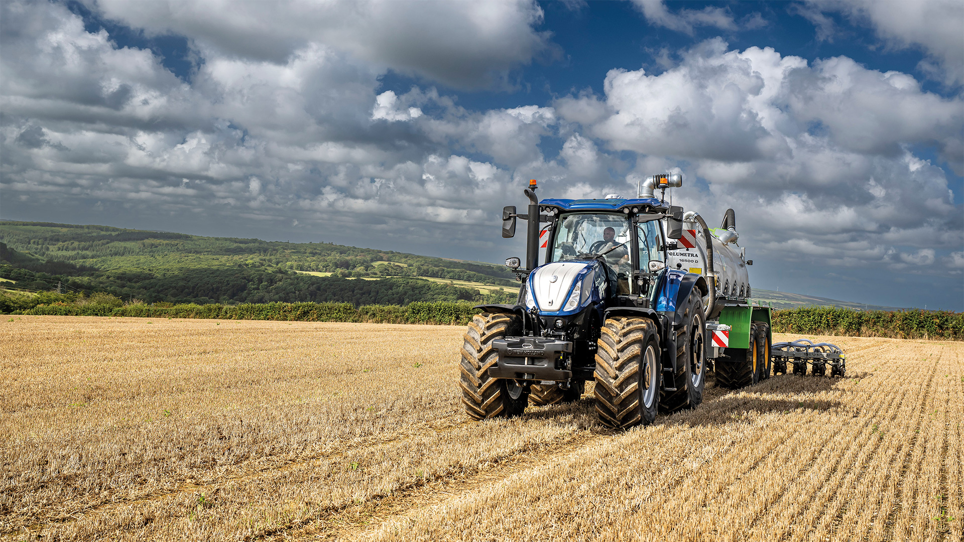 New flagship model in New Holland T7 Long Wheelbase range | New Holland UK