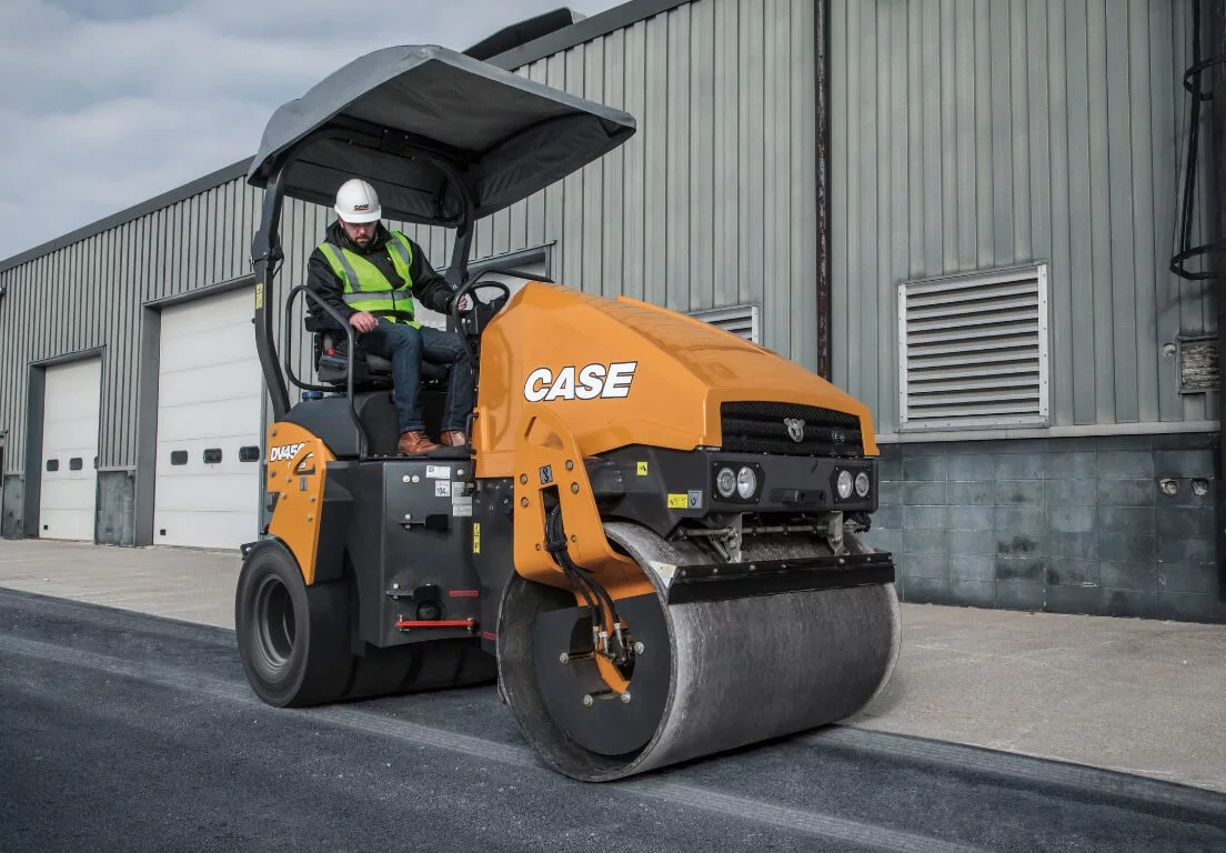 CASE DV45CE Combination Roller | CASE Construction Equipment