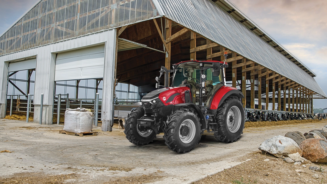 100 HP - 120 HP Tractors: Farmall Large Utility M Series | Case IH