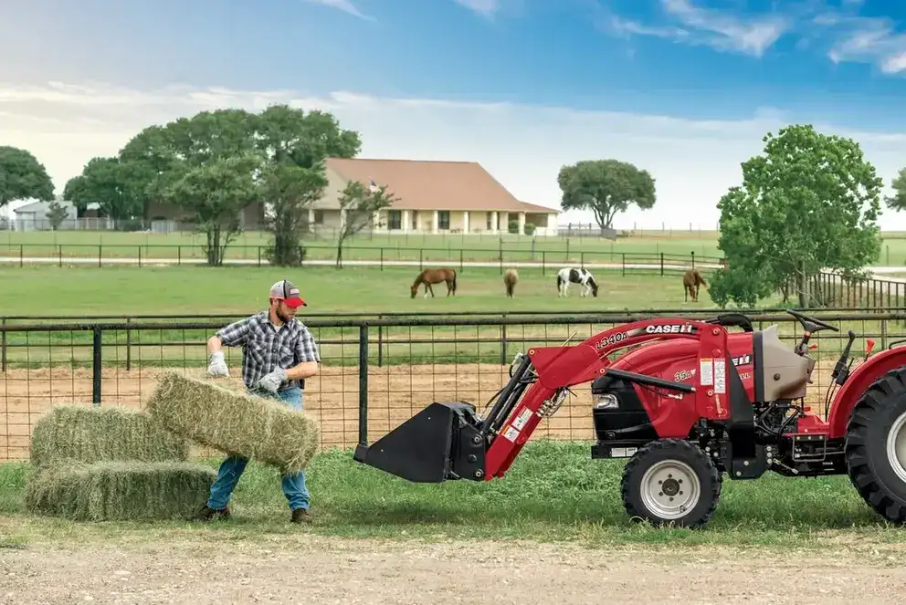 Compact Tractor 35 HP: Farmall A Series | Case IH