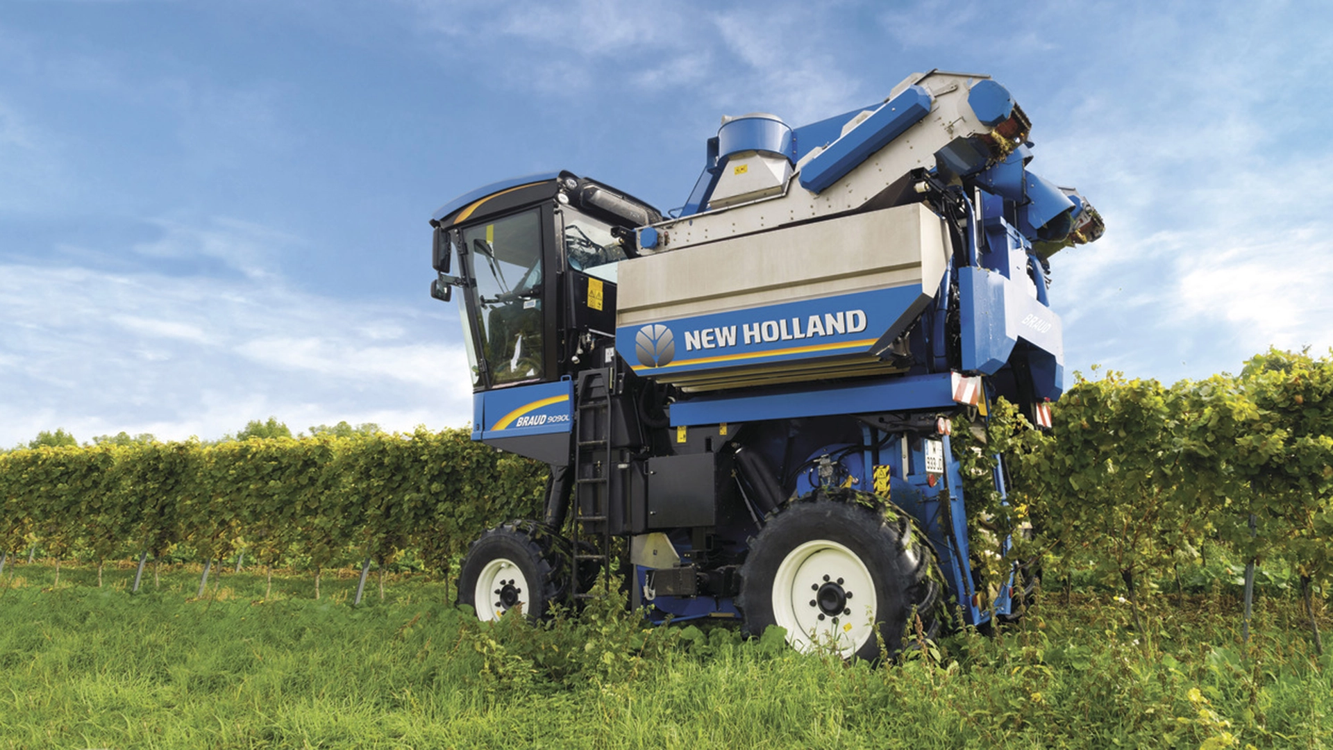 Braud High Capacity | Grape Harvesters | New Holland UK