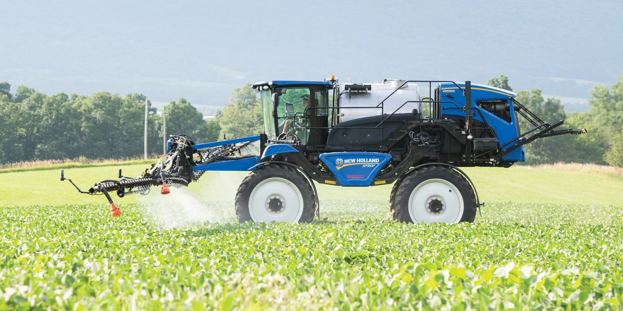 Front Boom Sprayer Guardian™ - Crop Sprayers | New Holland APAC