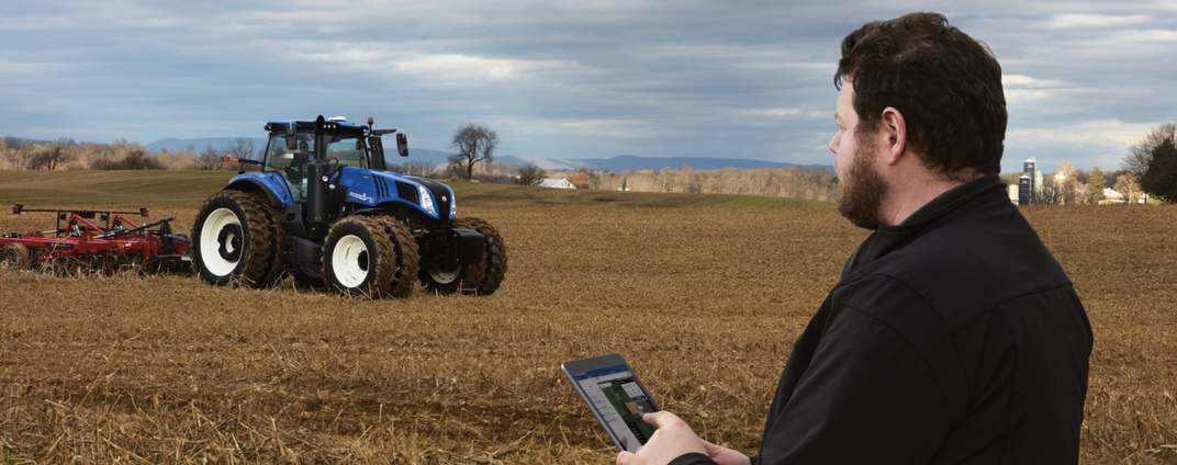 New Holland FieldOps™ - MyFarm Manager Software | New Holland