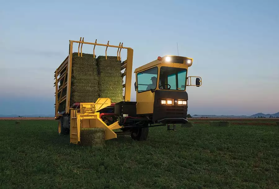 Stackcruiser Self-Propelled Bale Wagons | New Holland AU