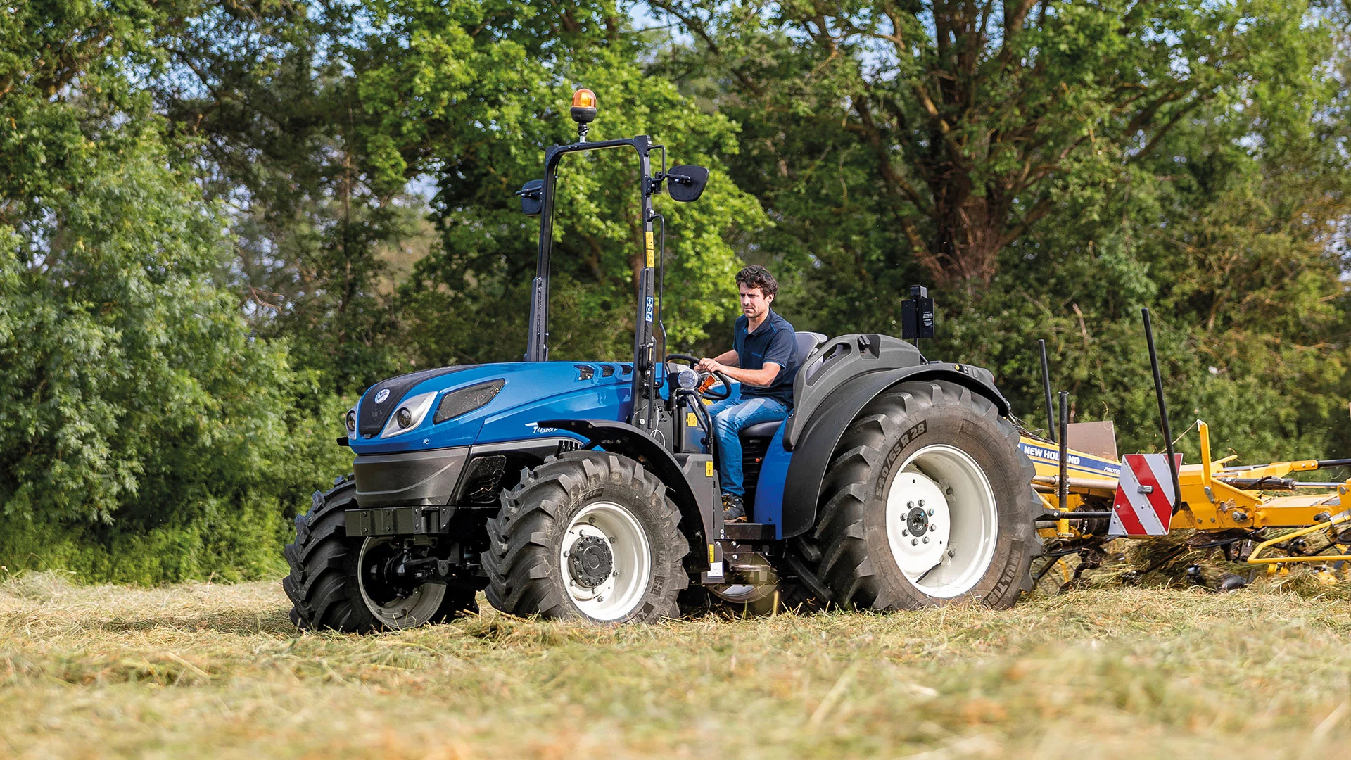 Compact Tractors T4 LP: 75Hp - 120Hp | New Holland UK